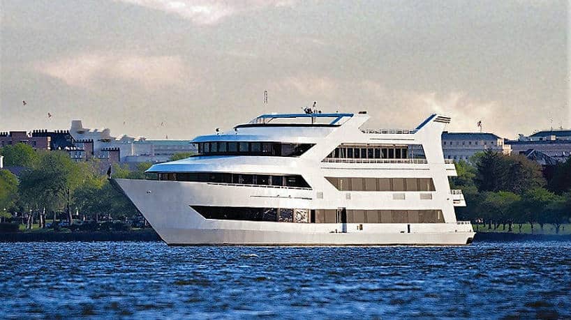 2026 New Year’s Eve Cruise aboard the Timeless Yacht NYC